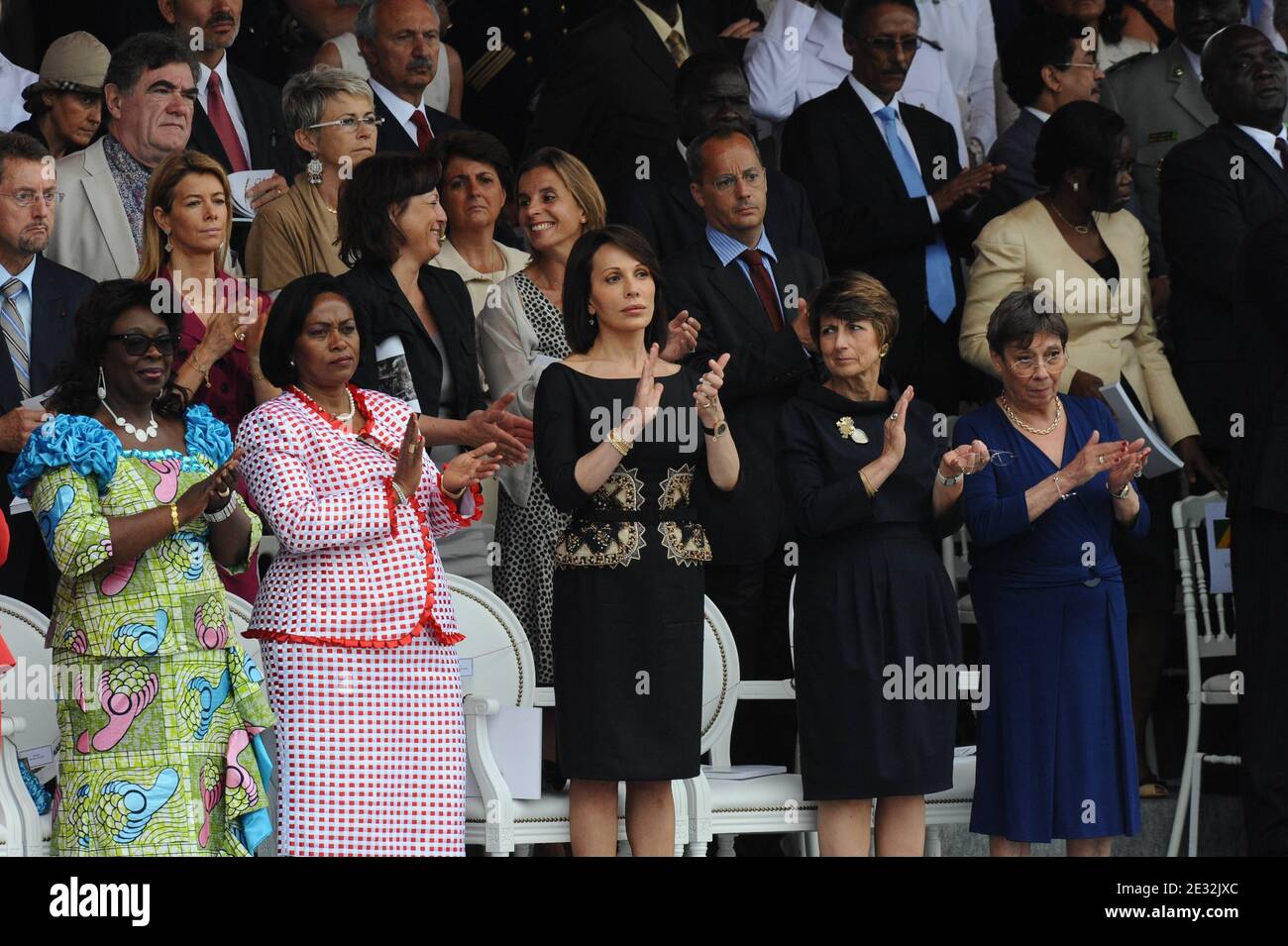 L-R : première dame de la République centrafricaine Monique Bozize ...