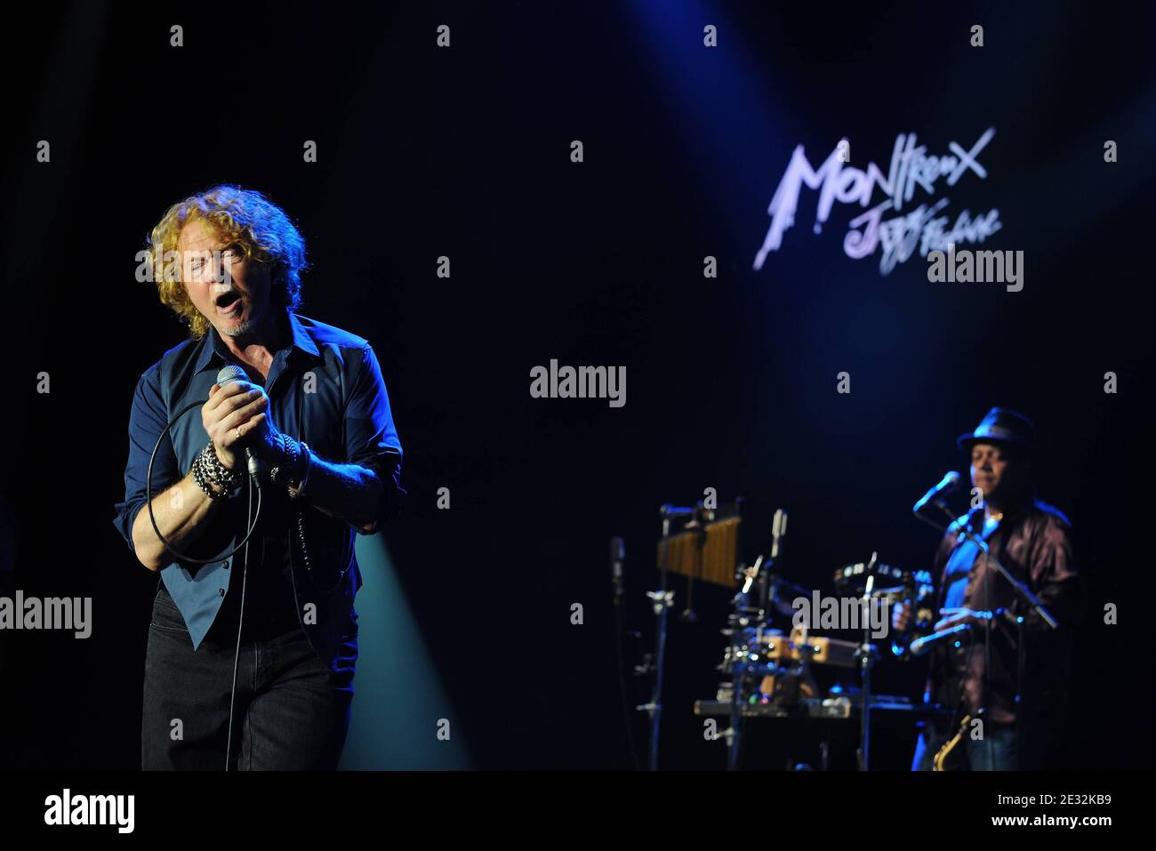 Simply red montreux Banque de photographies et d’images à haute ...