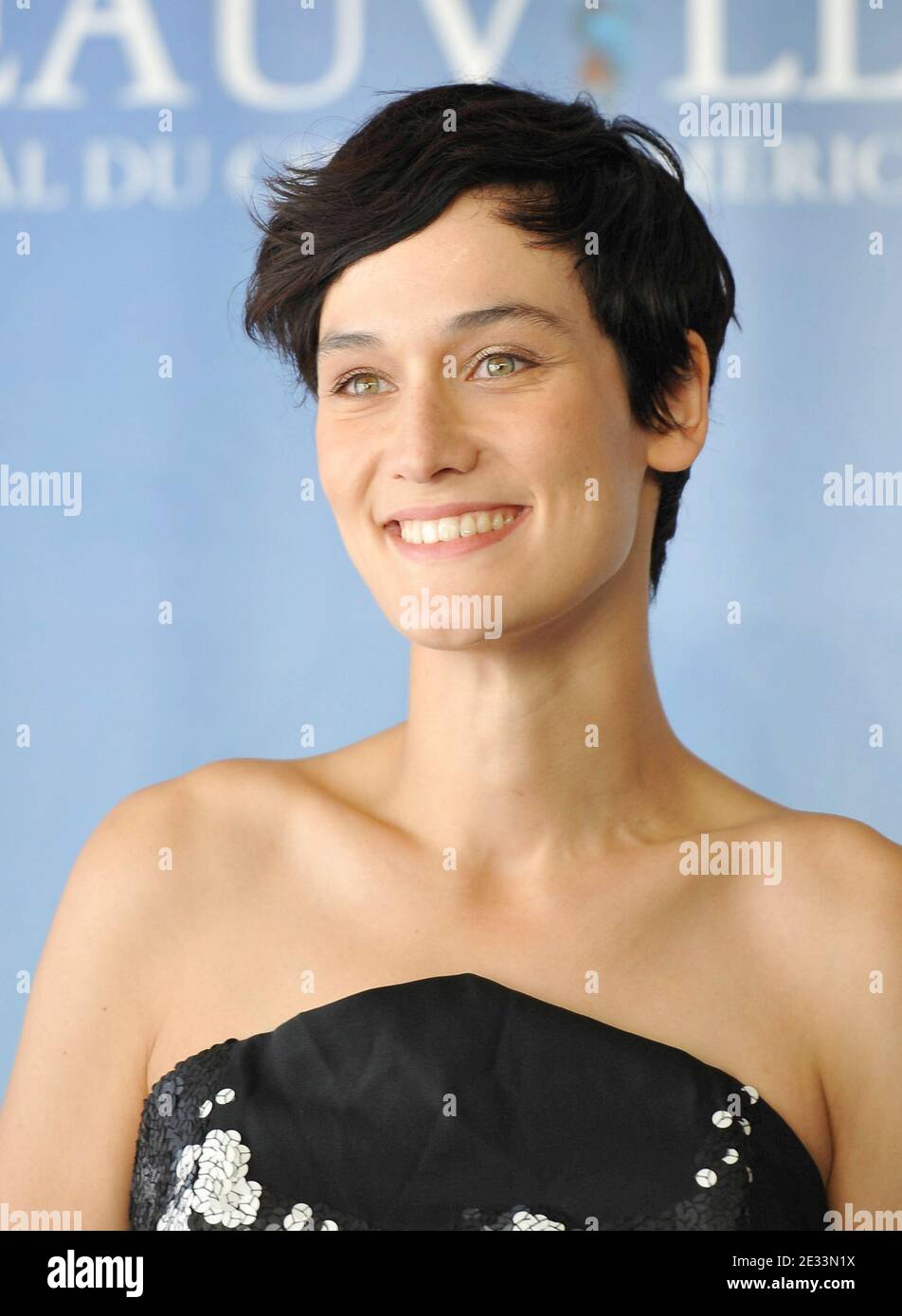 L'actrice Clotilde Hesme assiste au photocall du film 'Angele et Tony ...