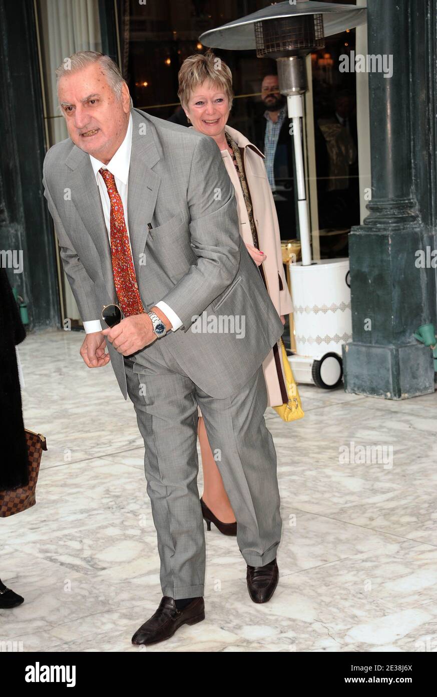 Aldo maccione Banque de photographies et d’images à haute résolution ...