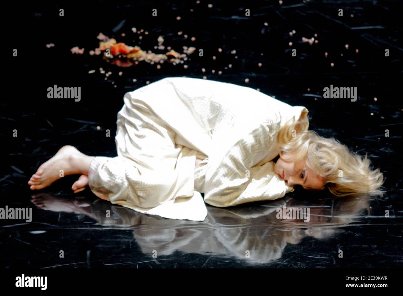 Cyril wilde Banque de photographies et d’images à haute résolution - Alamy