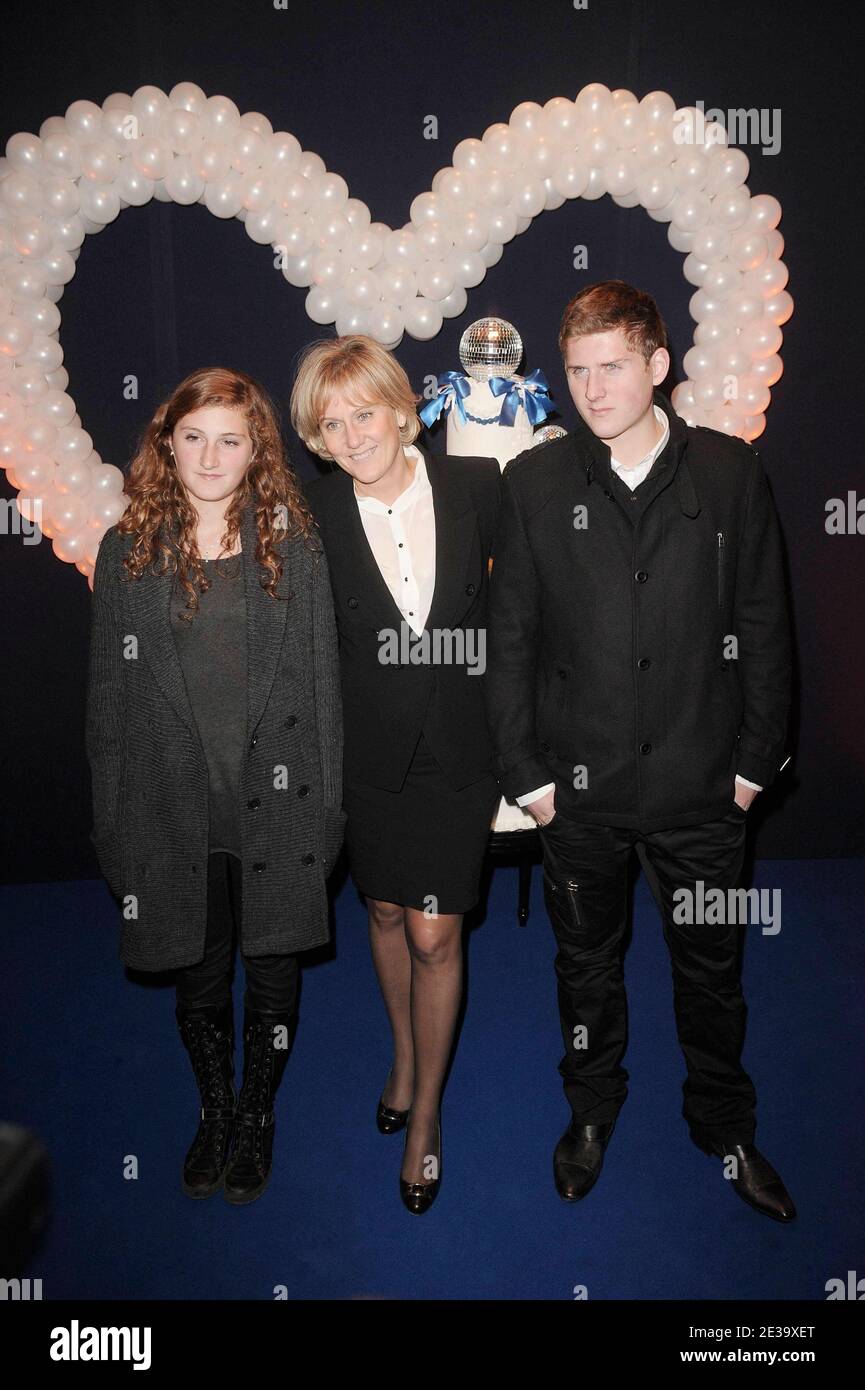 Nadine Morano avec sa fille et son fils assiste à la première du ...
