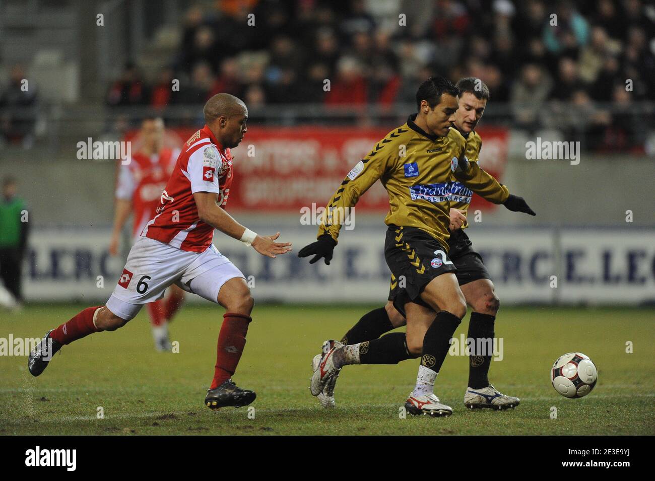 Stade de reims 4 2 Banque de photographies et d’images à haute ...