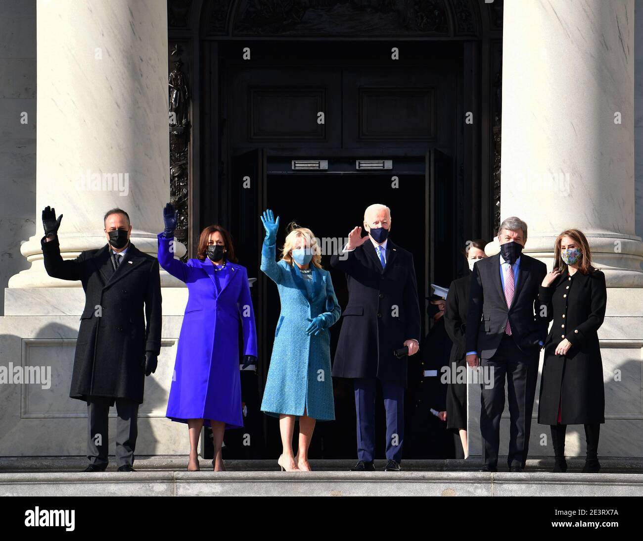 Le président américain élu Joe Biden, la femme Jill Biden, le vice ...