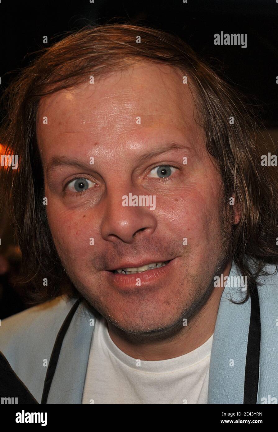 Philippe Katerine et sa petite amie Jeanne Balibar assistent à une fête ...