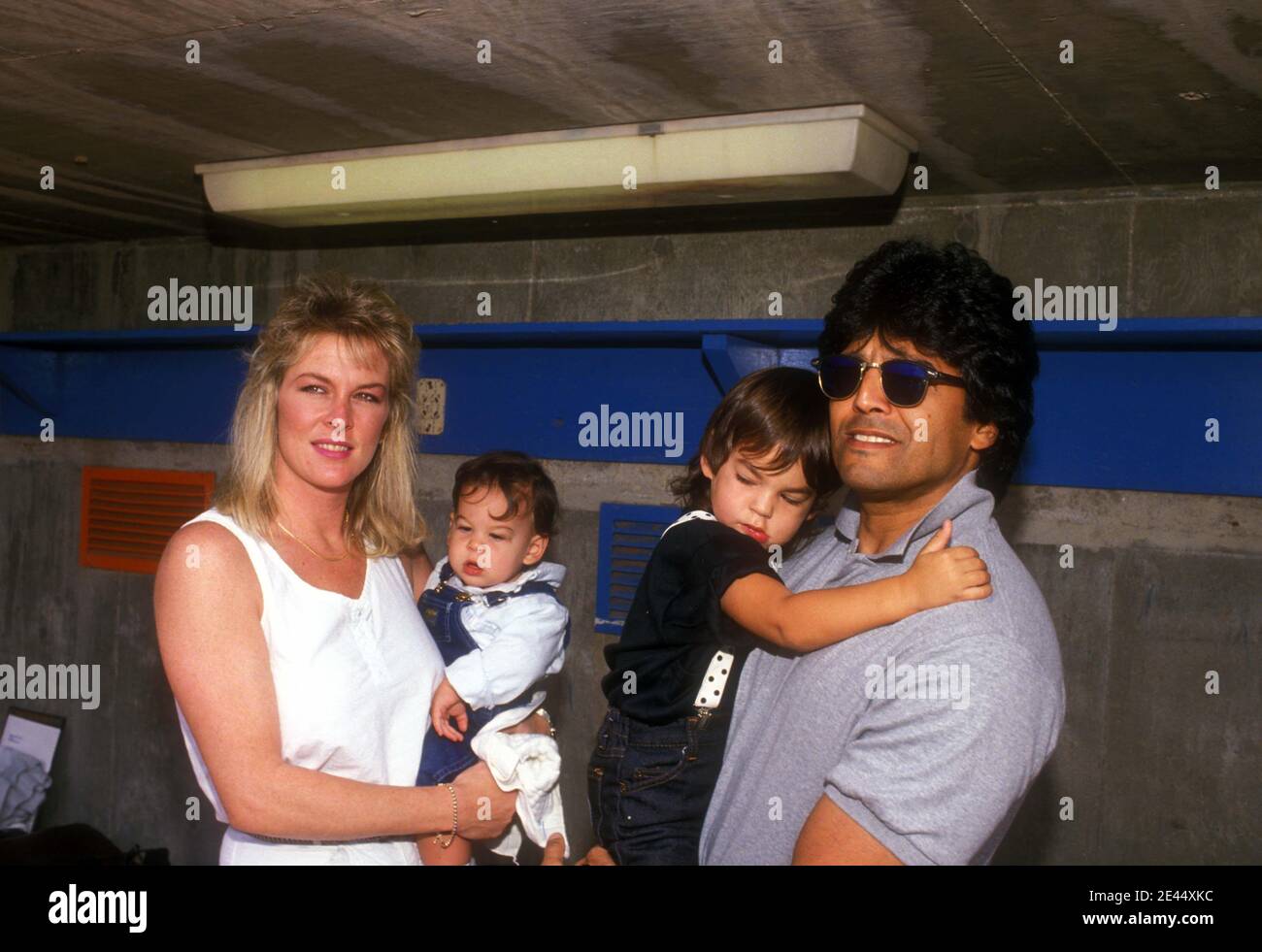 Erik Estrada avec la femme Peggy Rowe , les fils Anthony Eric Estrada ...