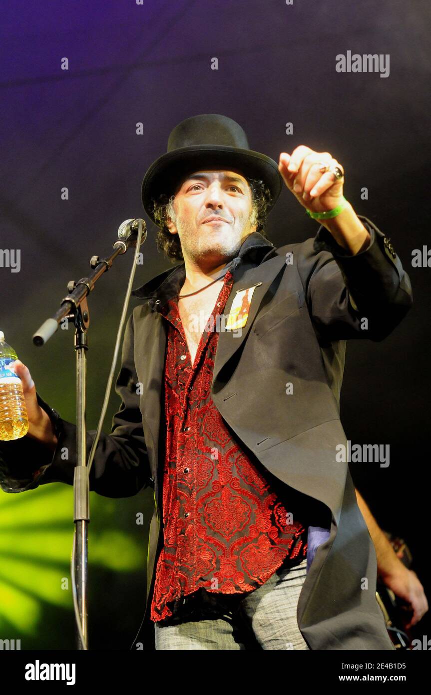 Rachid taha in concert Banque de photographies et d’images à haute ...