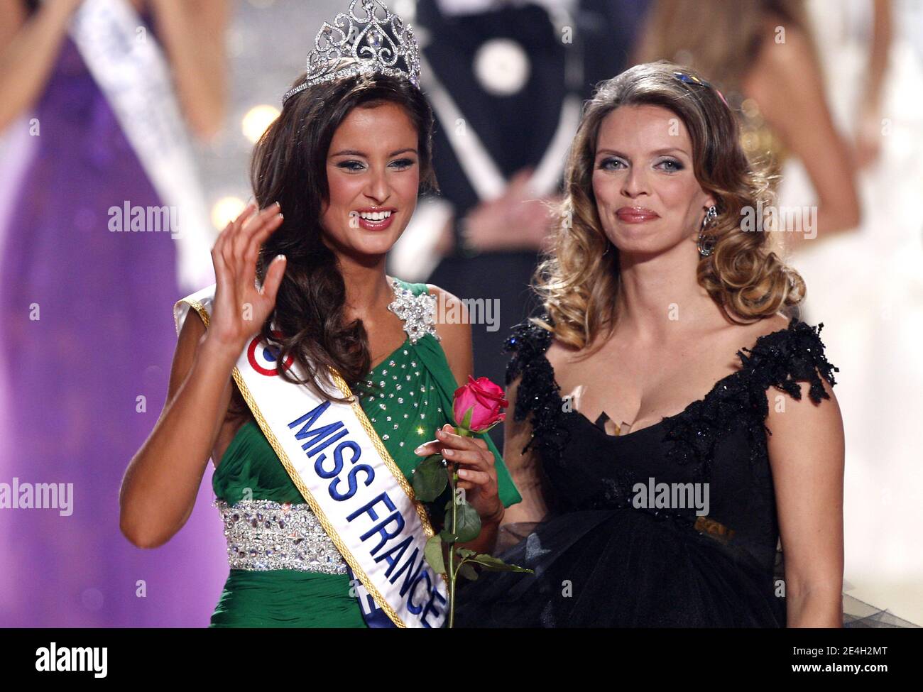 Mlle Normandie, nouvellement élue Miss France 2010, Malika Menard ...