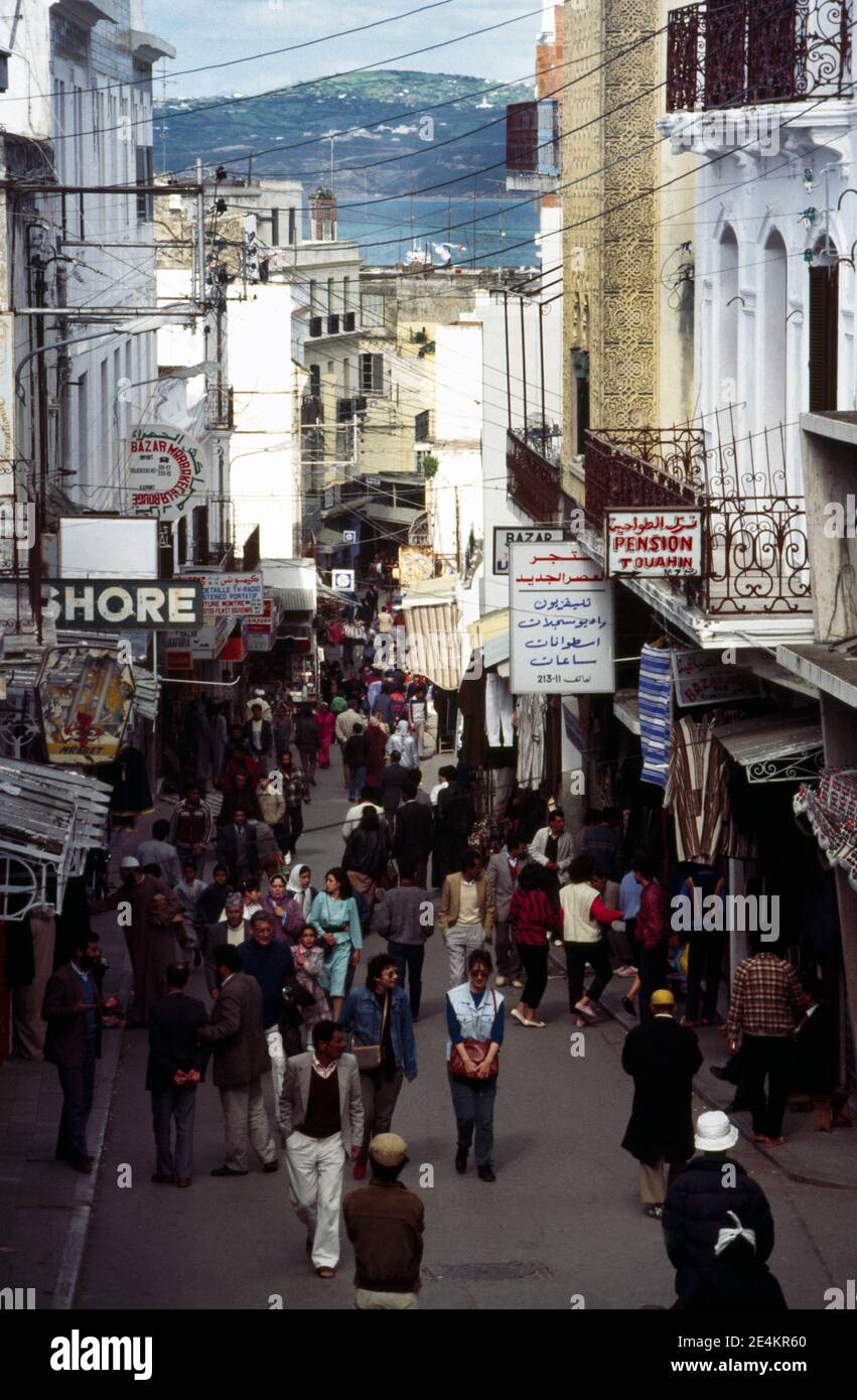 Rues de tanger Banque de photographies et d’images à haute résolution ...