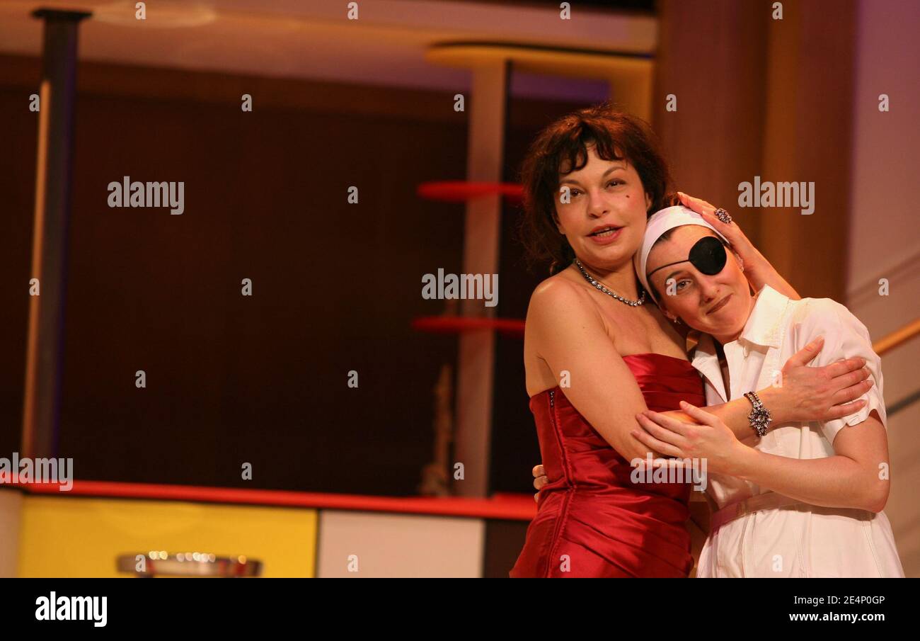 Isabelle mergault Banque de photographies et d’images à haute ...