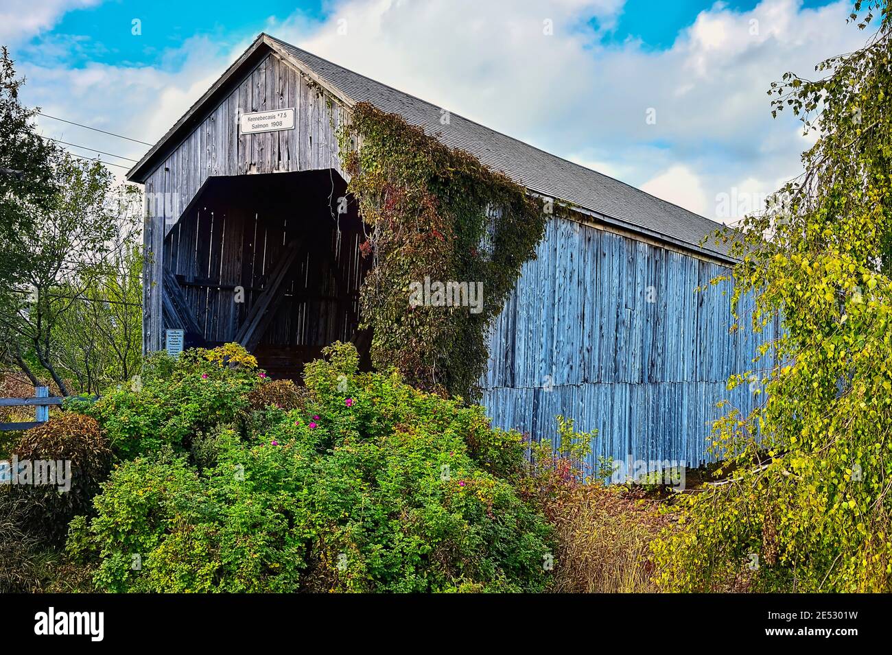 Ponts Couverts De Dans Banque d'image et photos - Alamy