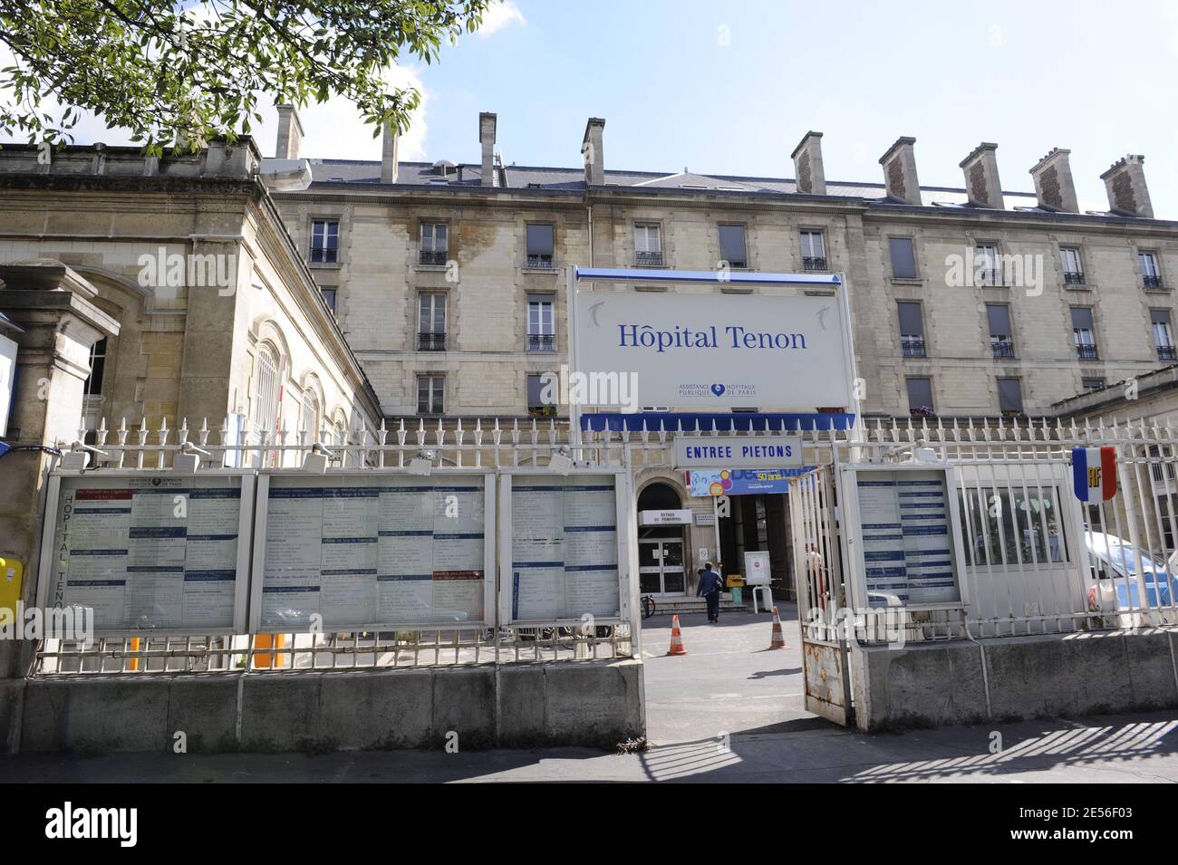 Hopital tenon Banque de photographies et d’images à haute résolution ...
