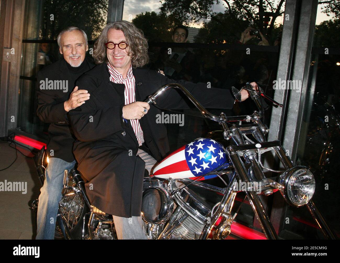 Wim wenders dennis hopper Banque de photographies et d’images à haute ...