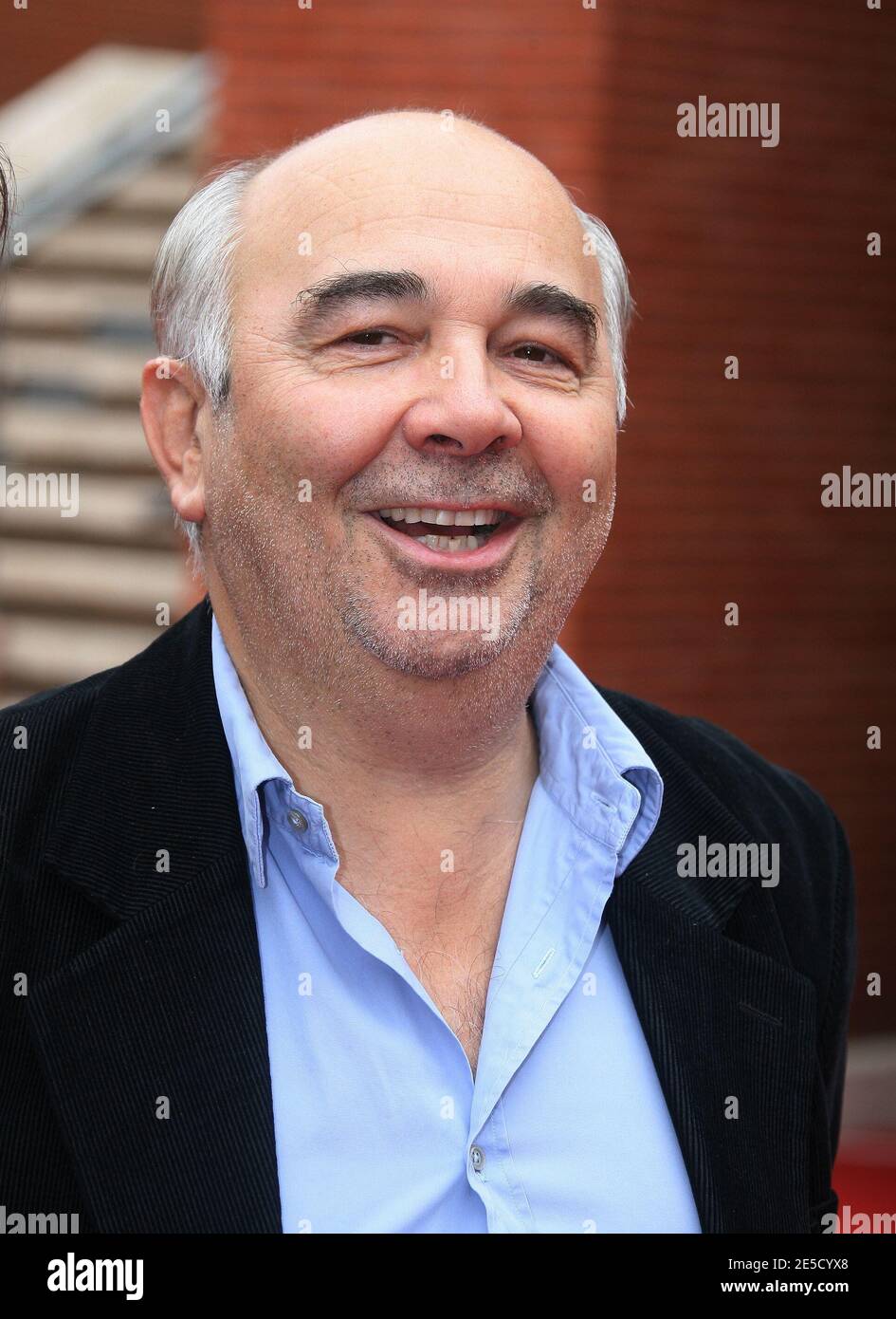 L'acteur Gerard Jugnot arrive sur le tapis rouge avant la projection de ...