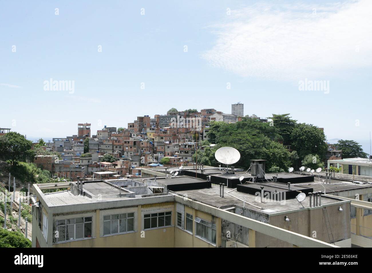 Favela pavao pavaozinho Banque de photographies et d’images à haute ...