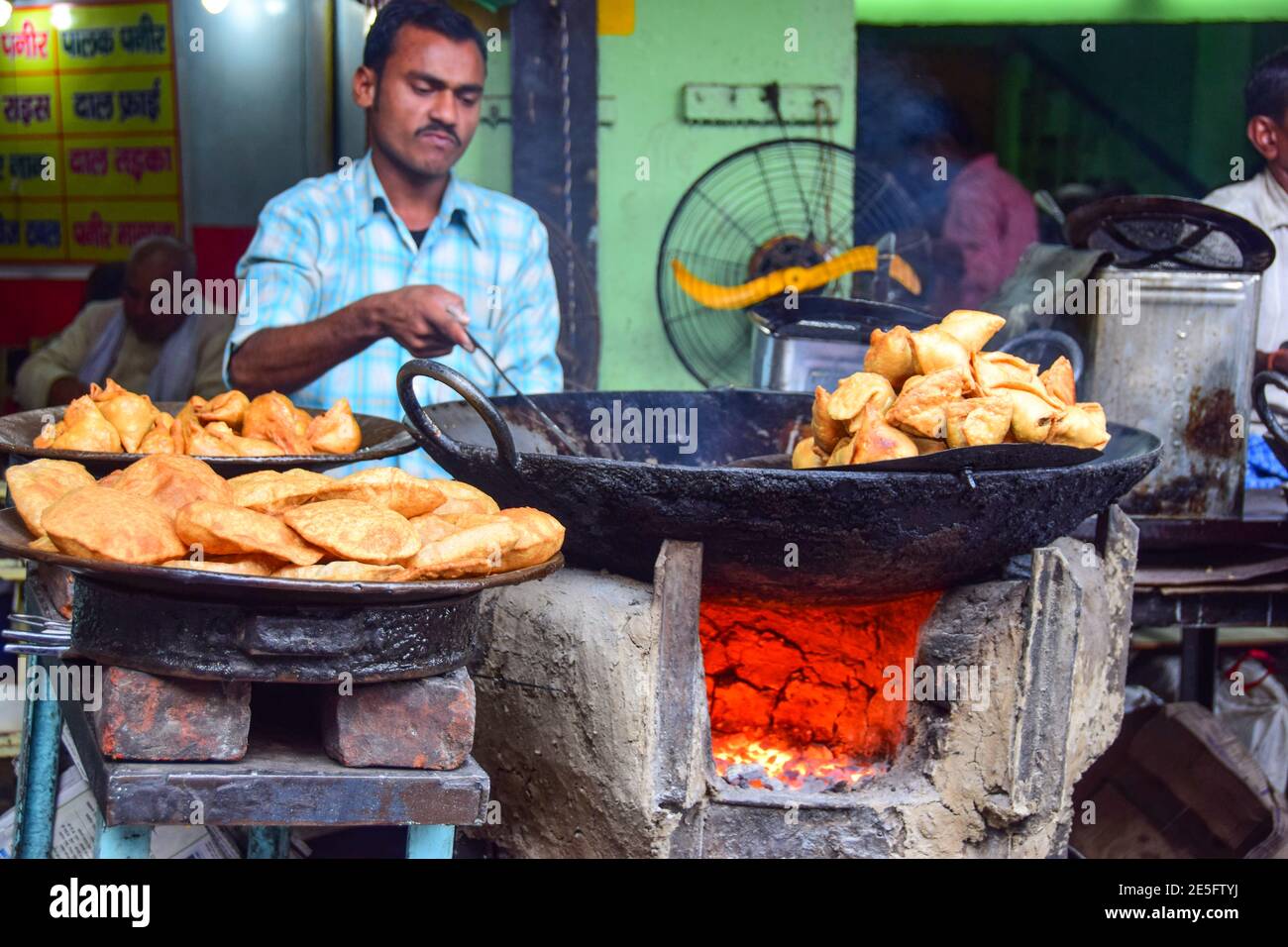 Indian street food Banque de photographies et d’images à haute ...