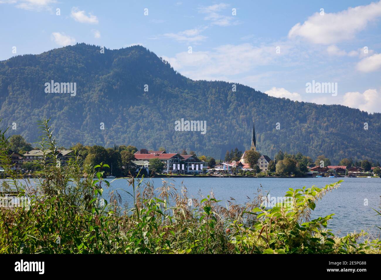 Ville et lac et mer Banque de photographies et d’images à haute résolution - Alamy