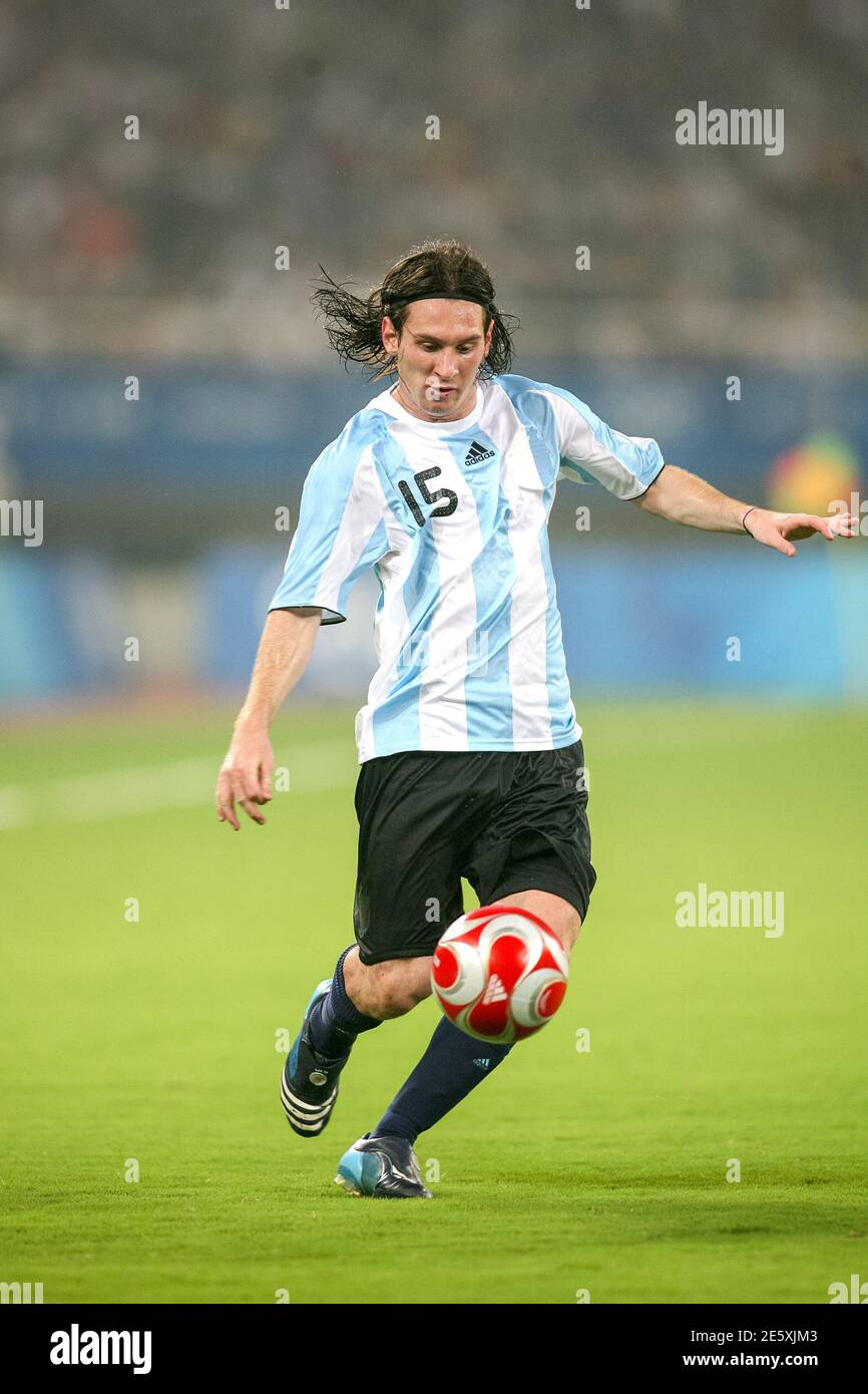 Lionel messi argentina 2008 Banque de photographies et d’images à haute ...