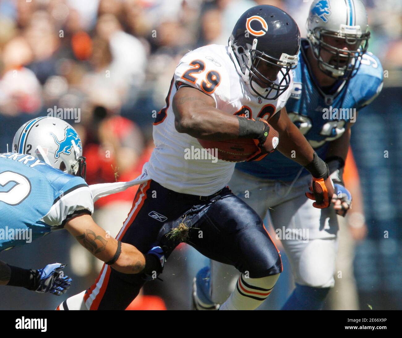 Aaron taylor john Banque de photographies et d’images à haute ...