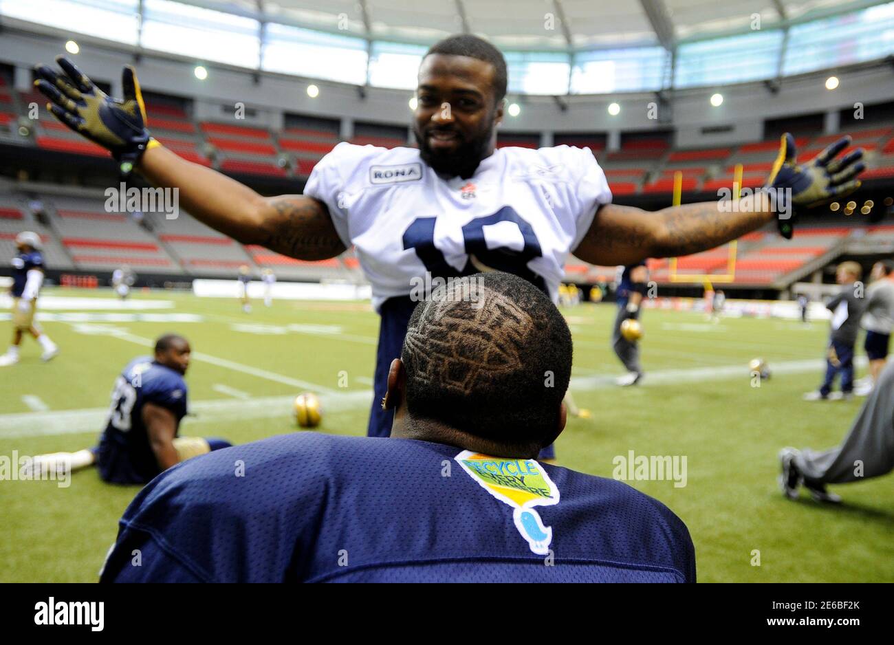 Bombardier logo Banque de photographies et d’images à haute résolution ...
