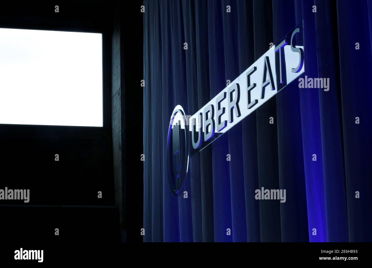 Ubereats Logo Banque d'image et photos - Alamy