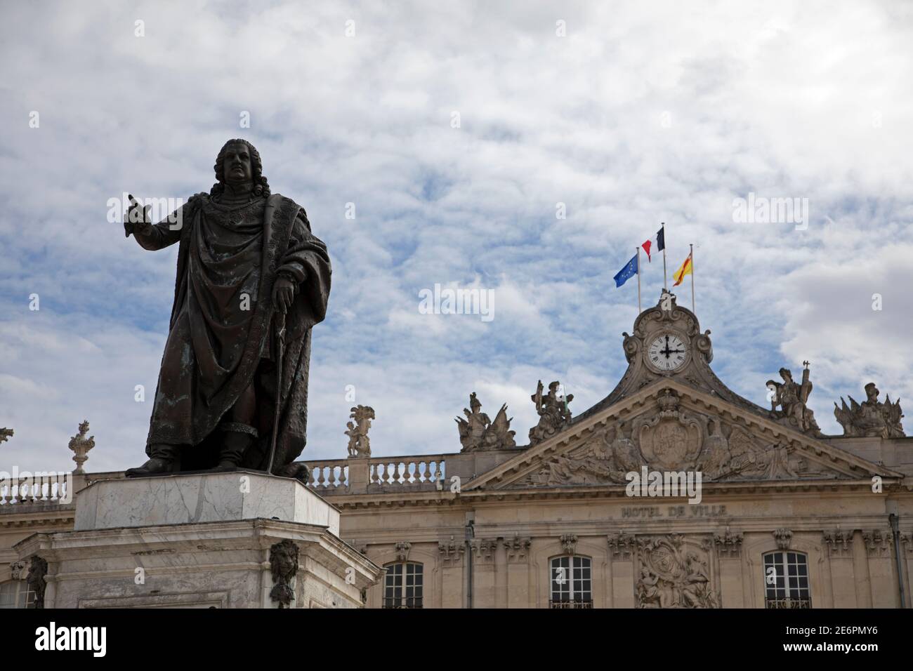 La place Stanislas et la statue de Stanislas Leszczynski Duc de ...