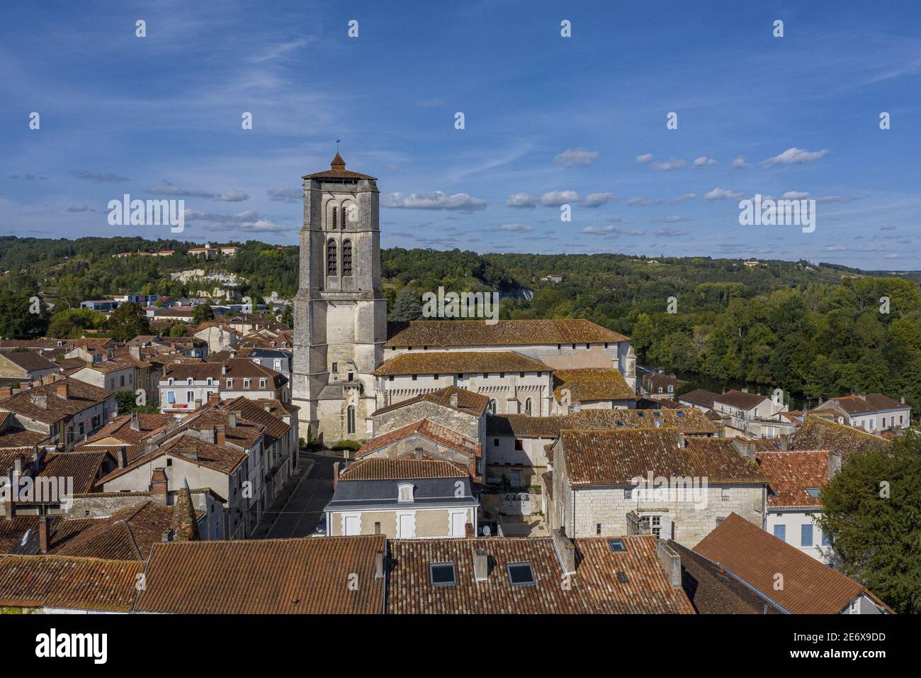 église saint astier Banque de photographies et d’images à haute ...