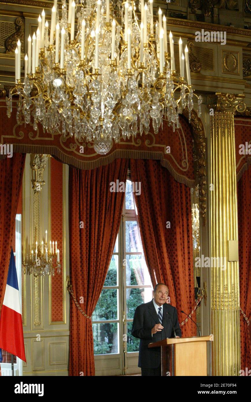 Le Président Jacques Chirac a donné son discours du nouvel an aux ...