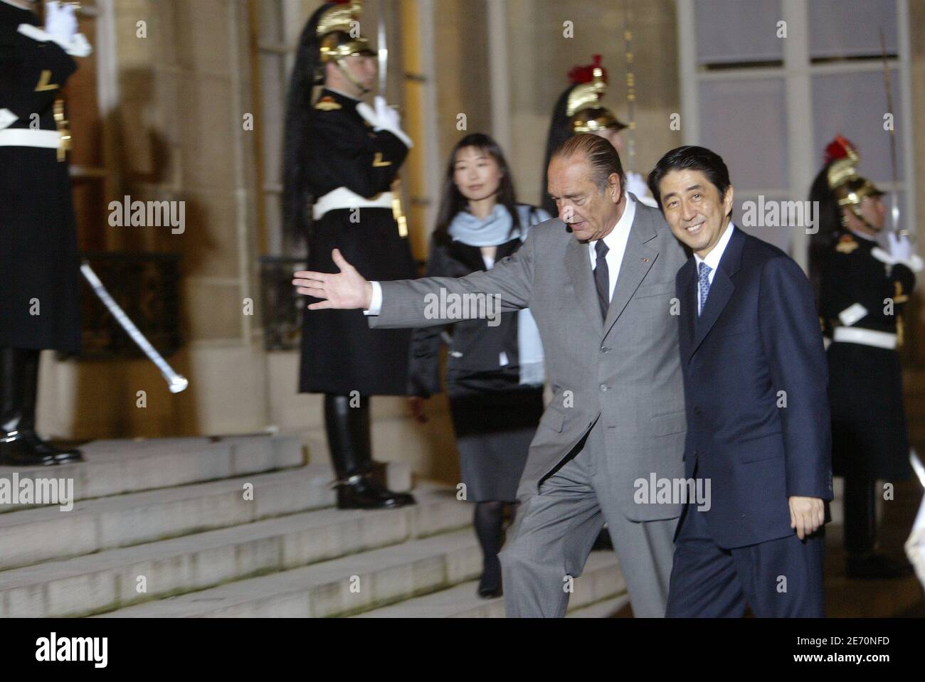 Shinzo paris Banque de photographies et d’images à haute résolution - Alamy