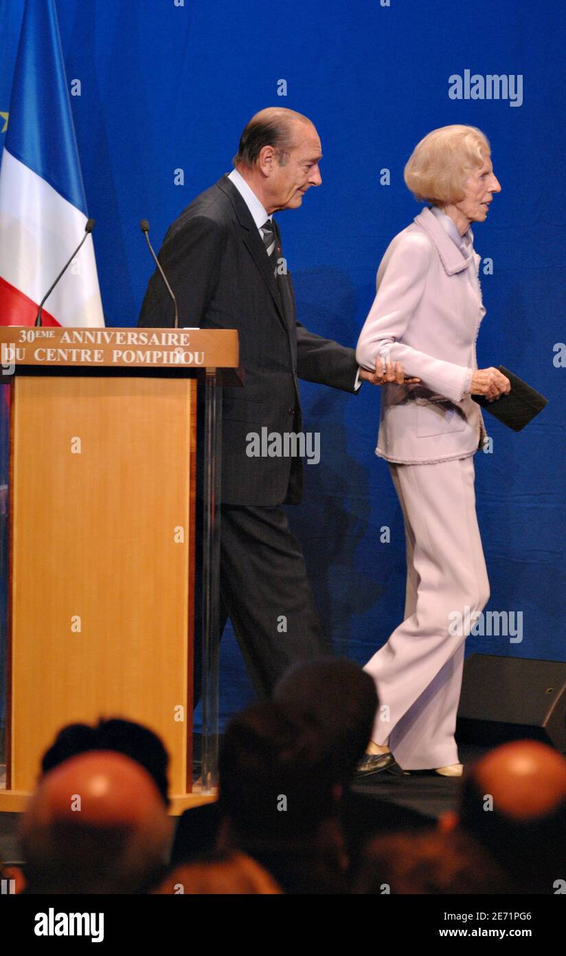 Mrs pompidou Banque de photographies et d’images à haute résolution - Alamy