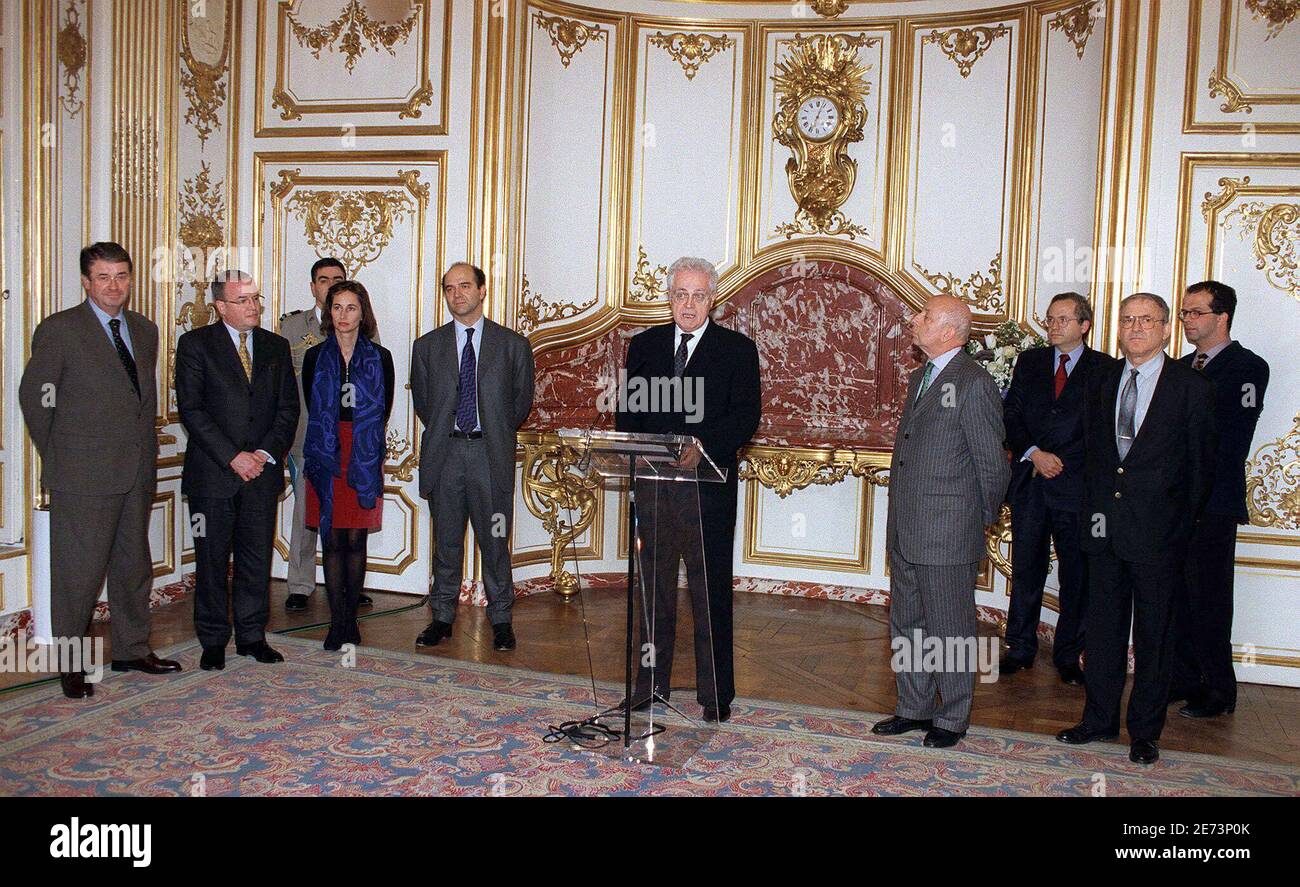 Lionel jospin 1999 Banque de photographies et d’images à haute ...