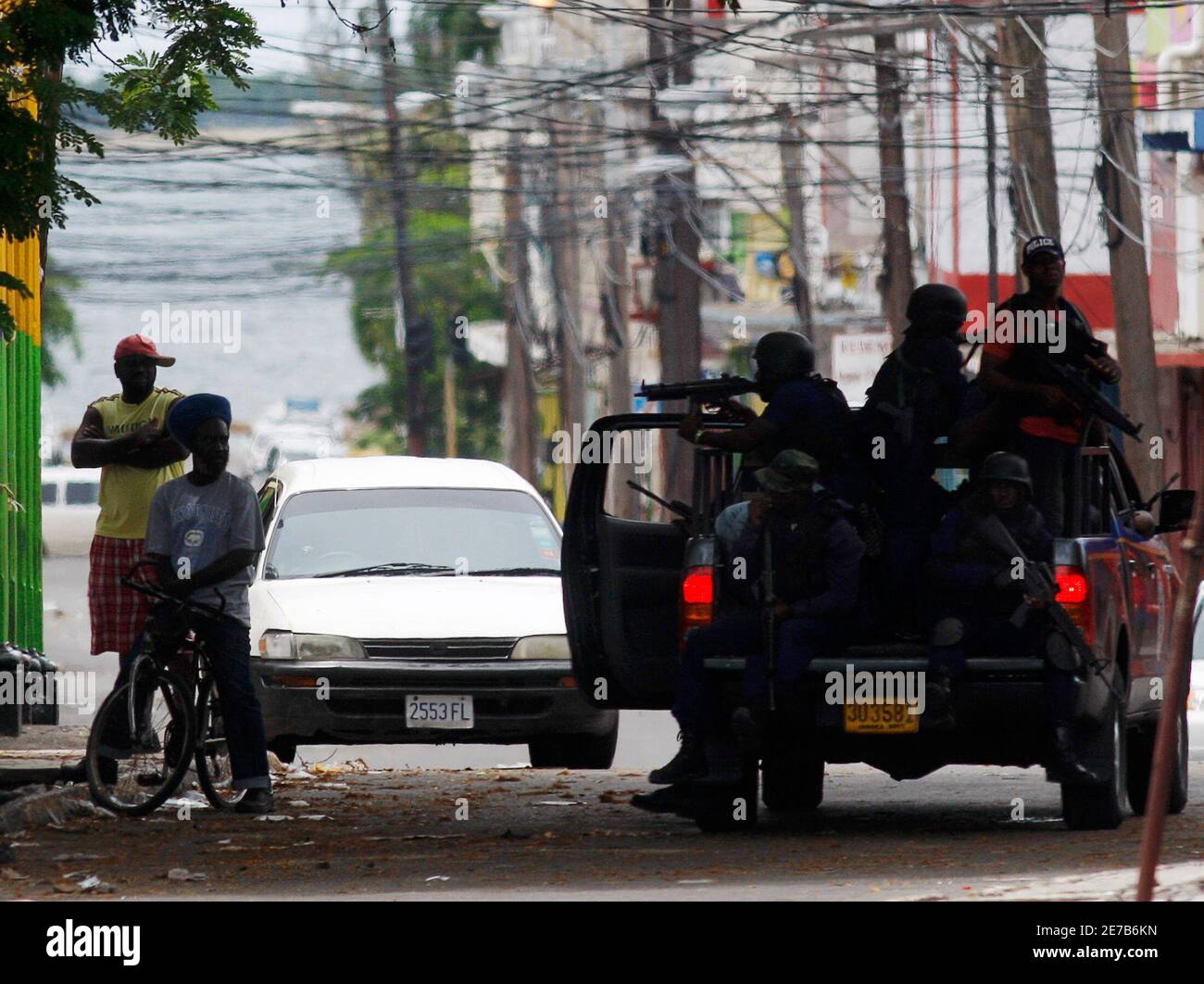 Jamaica defence forces Banque de photographies et d’images à haute ...