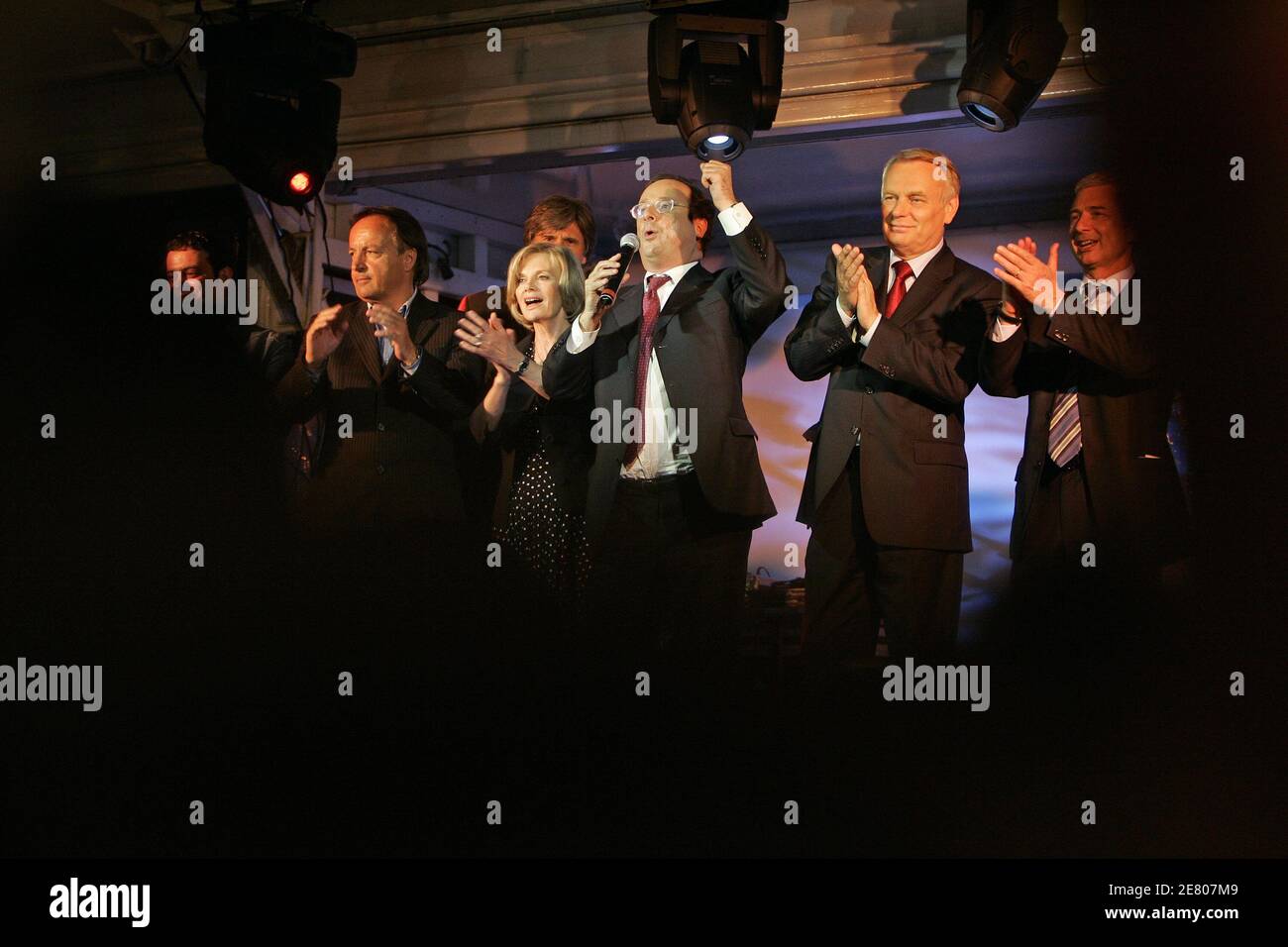 Elisabeth Guigou, François Hollande, Jean-Marc Ayrault et Claude ...