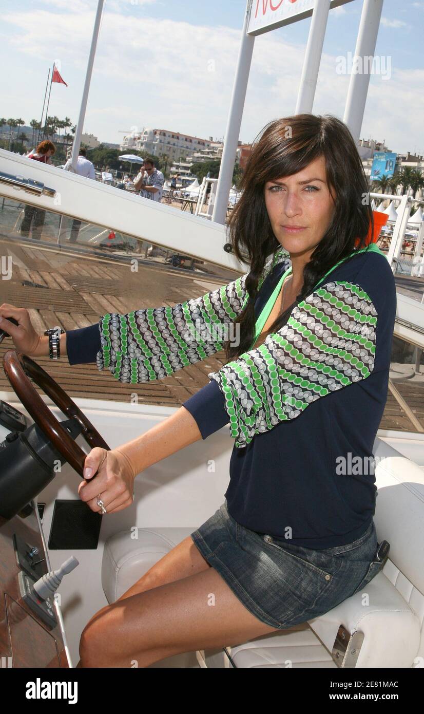 Anne caillon Banque de photographies et d’images à haute résolution - Alamy