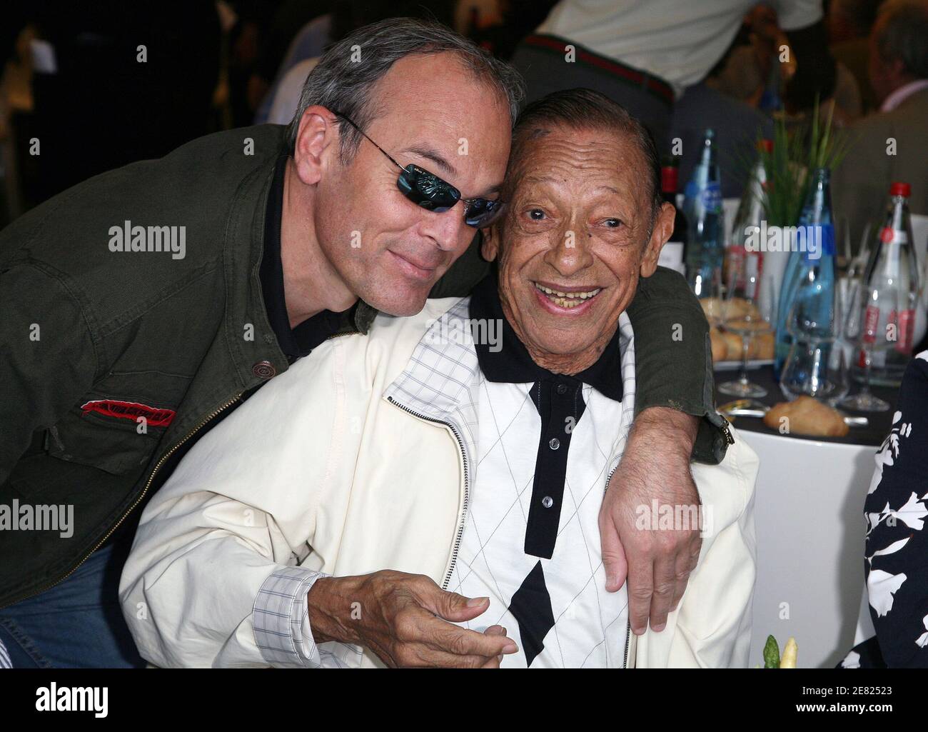 Henri de france television Banque de photographies et d’images à haute ...