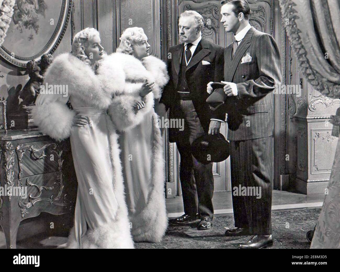 LES DOLLY SŒURS 1945 20th Century Fox film avec de gauche: June Haver ...