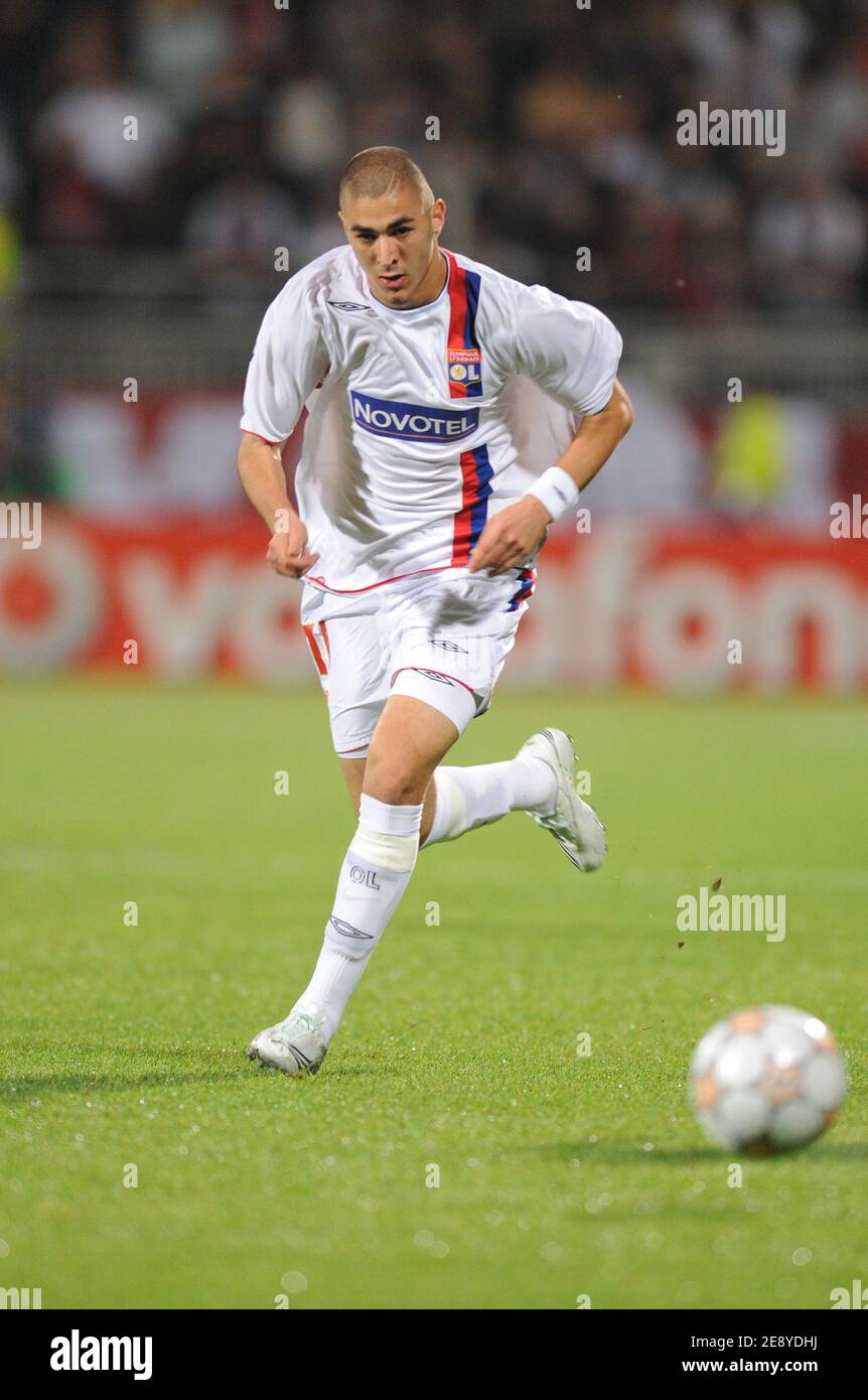 Karim Benzema Olympique Lyon Stade Banque d'image et photos - Alamy