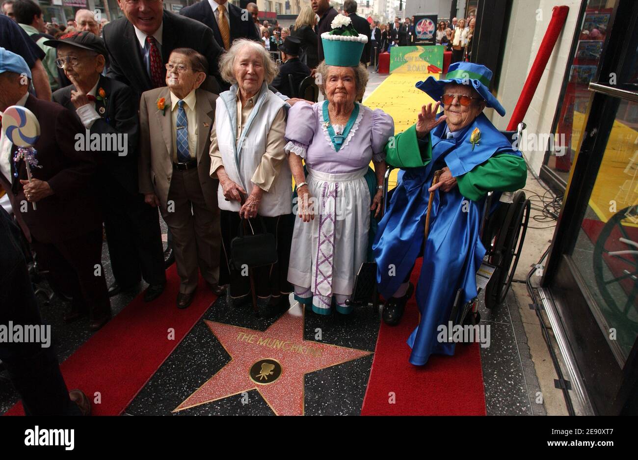 Les Munchkins de 'The Wizard of Oz' sont honorés d'une star du ...