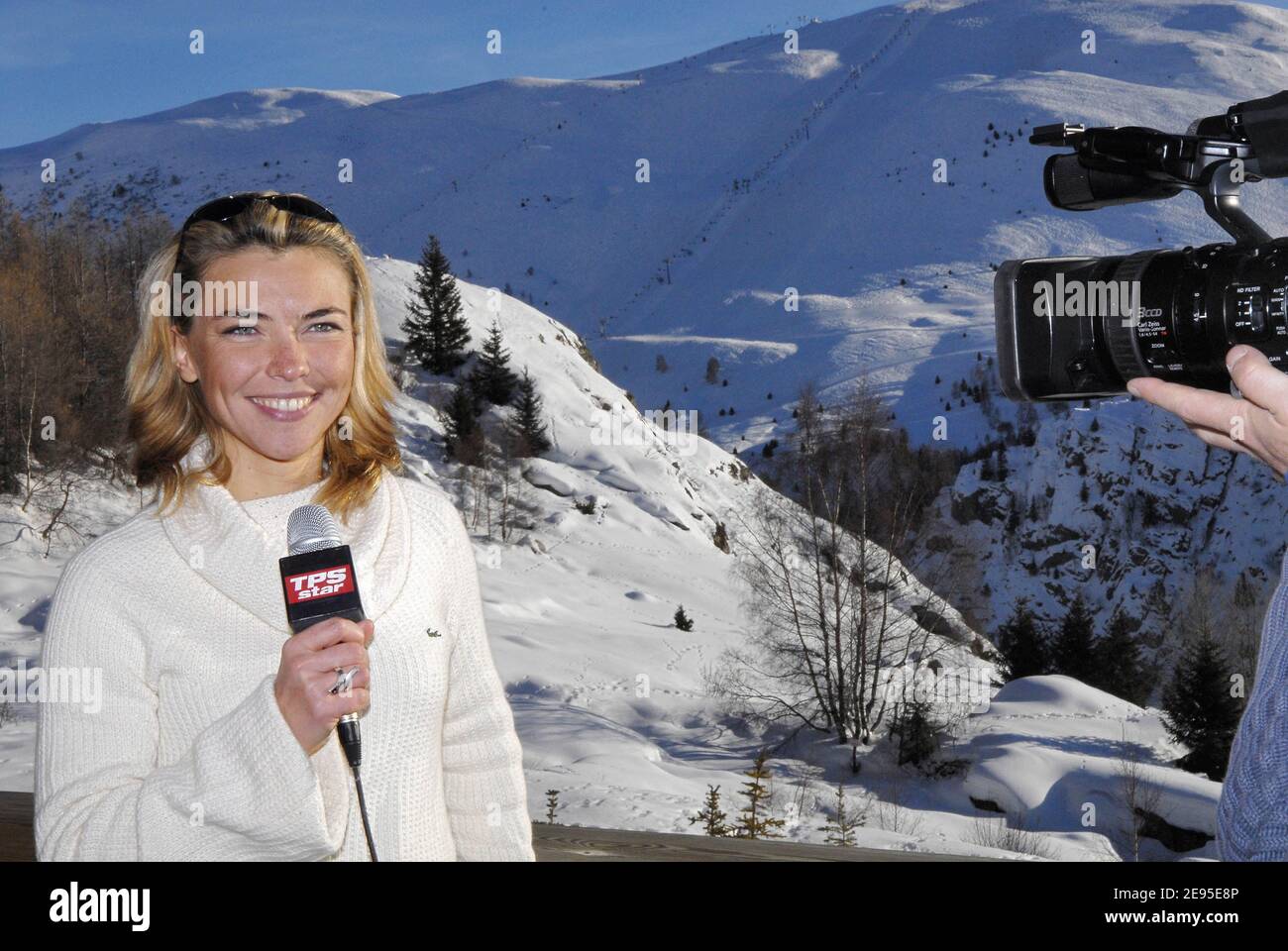 Nathalie Vincent, présentatrice TV chez M6 et TPS, pose pour les ...