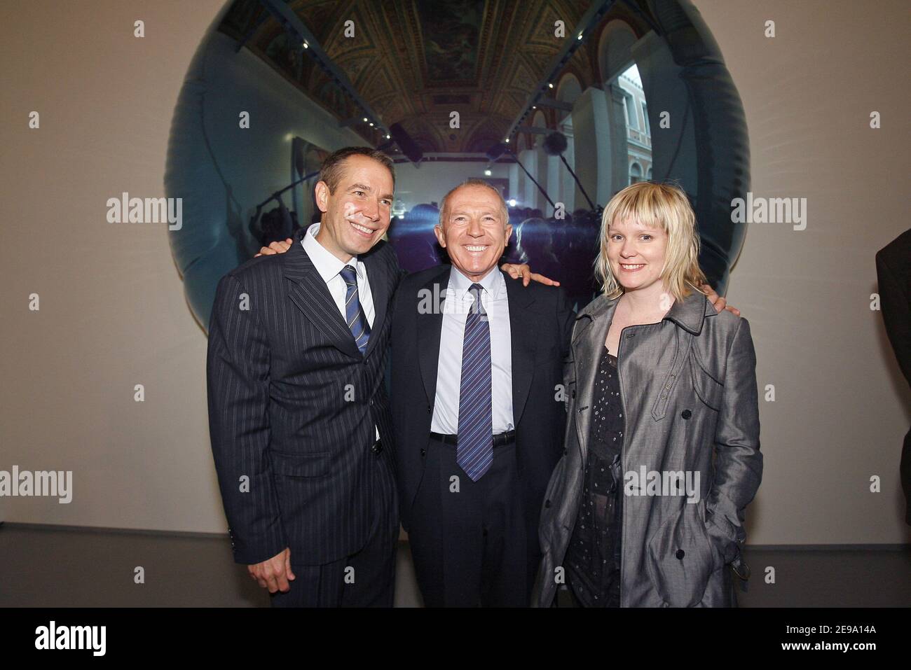 Fondation pinault Banque de photographies et d’images à haute ...