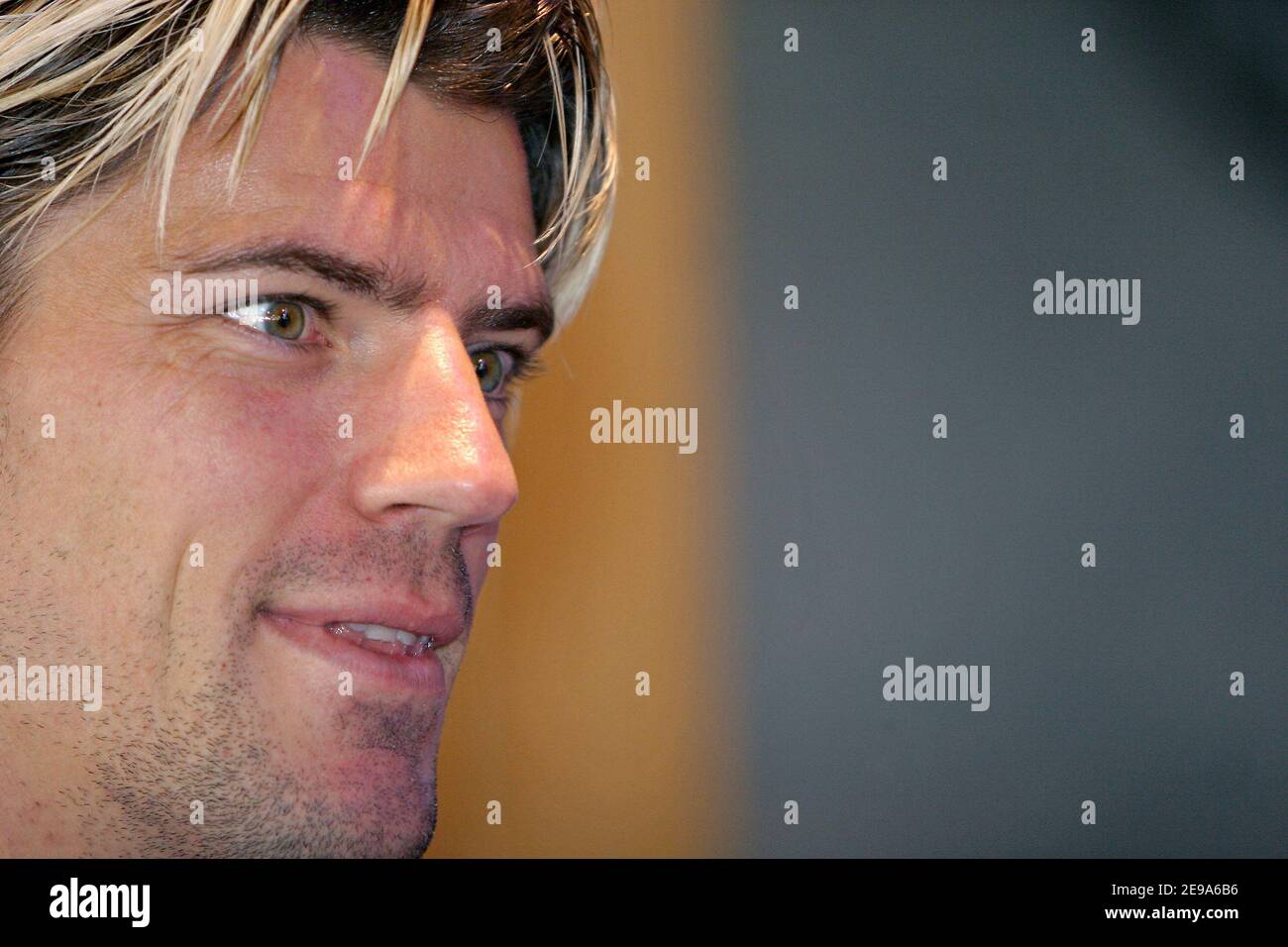 L'Olympique Lyonnaiss' Gregory Coupét lors de l'essai des voitures Audi ...