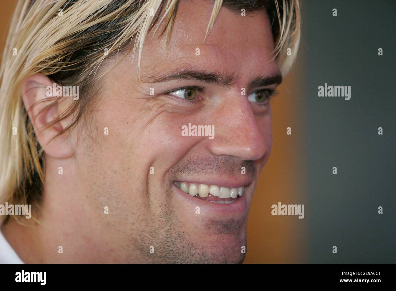 L'Olympique Lyonnaiss' Gregory Coupét lors de l'essai des voitures Audi ...