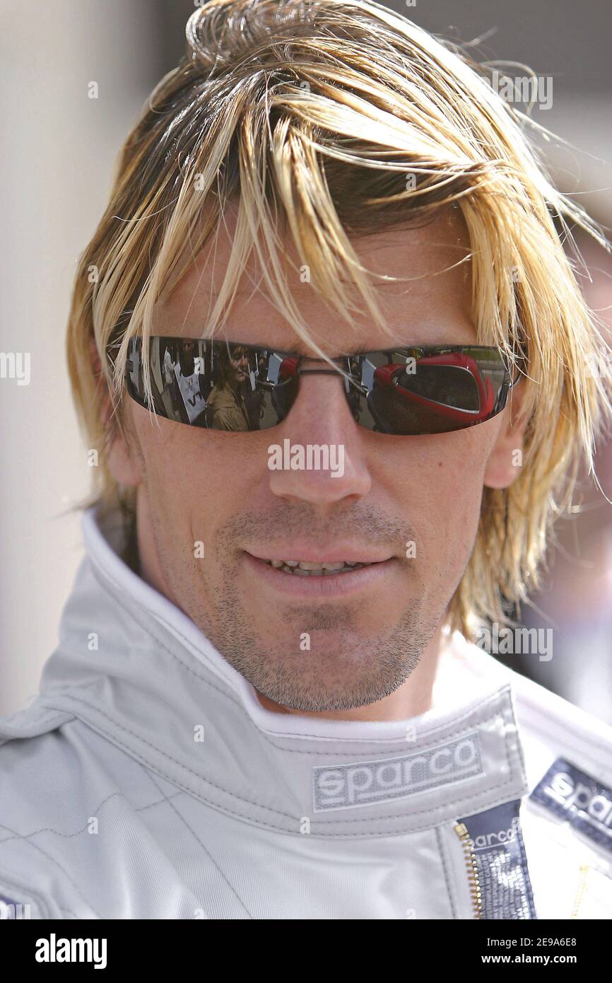 L'Olympique Lyonnaiss' Gregory Coupét lors de l'essai des voitures Audi ...