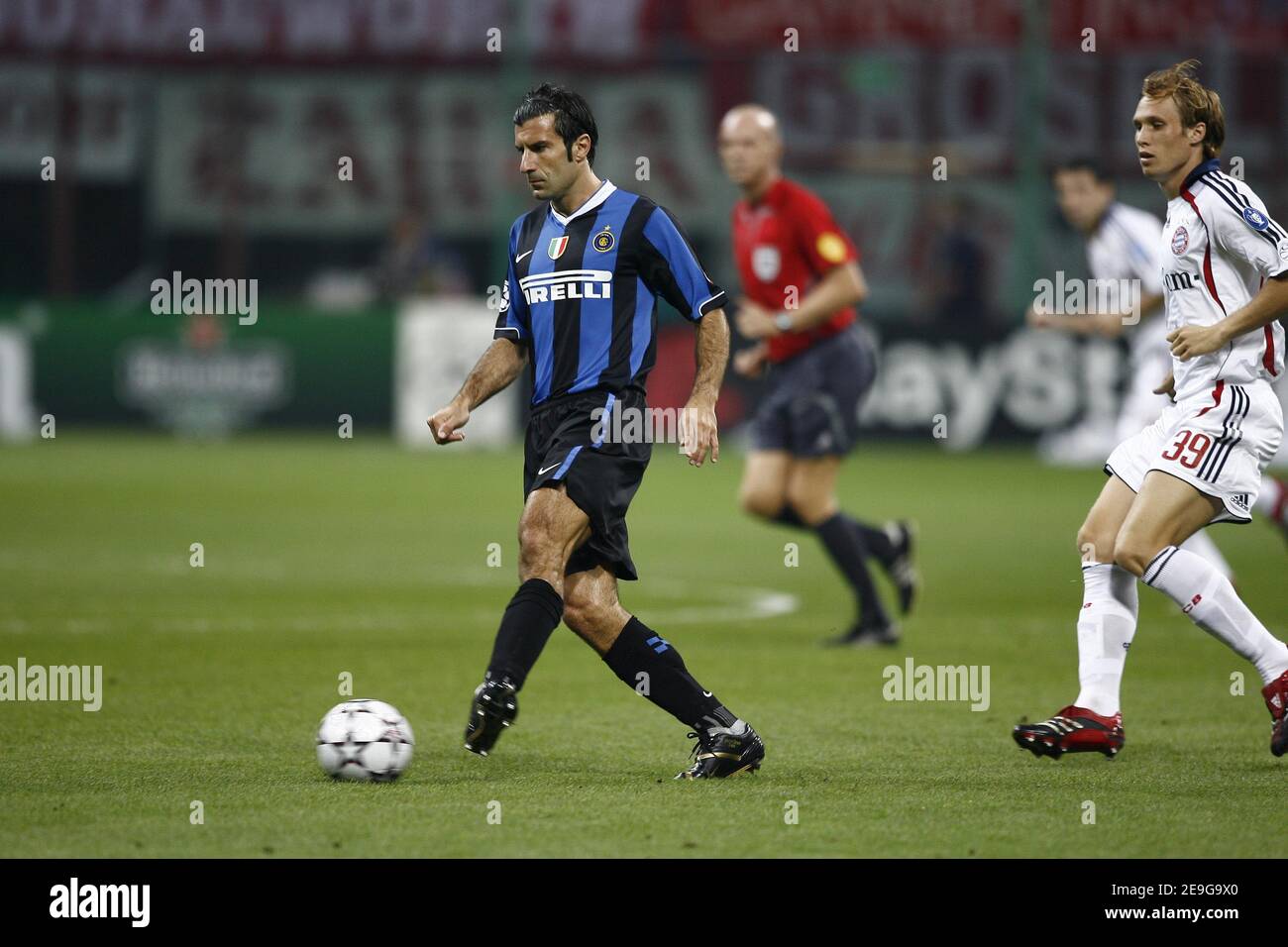 Inter milans luis figo Banque de photographies et d’images à haute ...