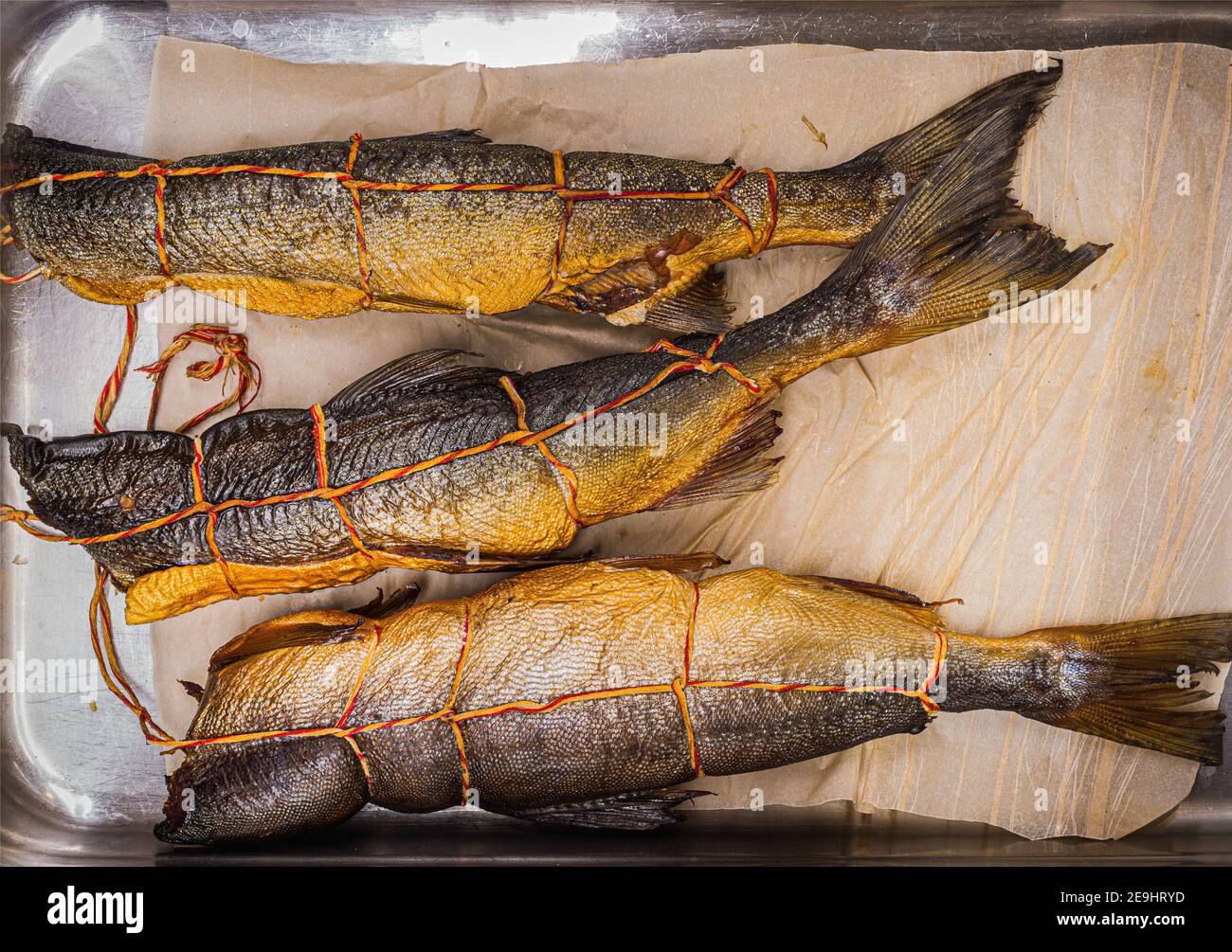 Poisson fumé à chaud Banque de photographies et d’images à haute ...