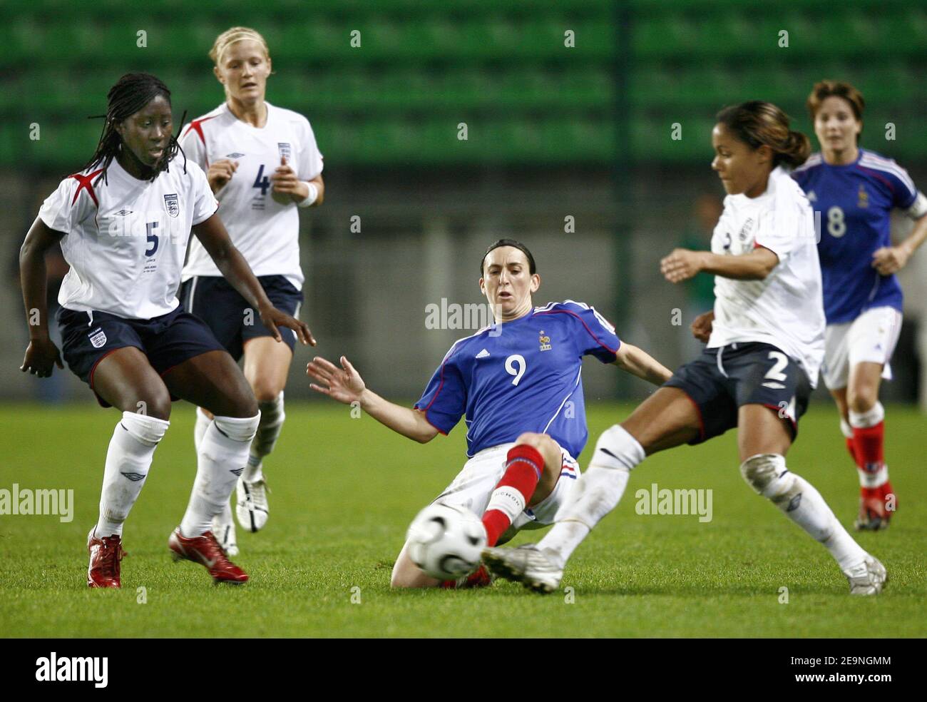 Pichon 2006 Banque de photographies et d’images à haute résolution - Alamy