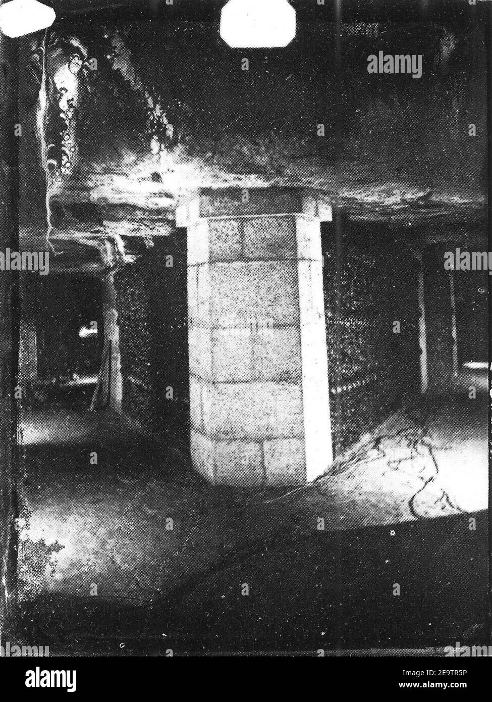 Nadar catacombes de paris nps Banque de photographies et d’images à ...