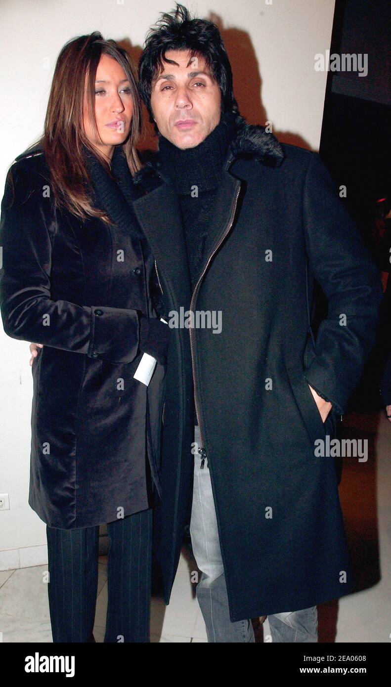 Le chanteur français Jean-Luc Lahaye et sa copine assistent à la ...