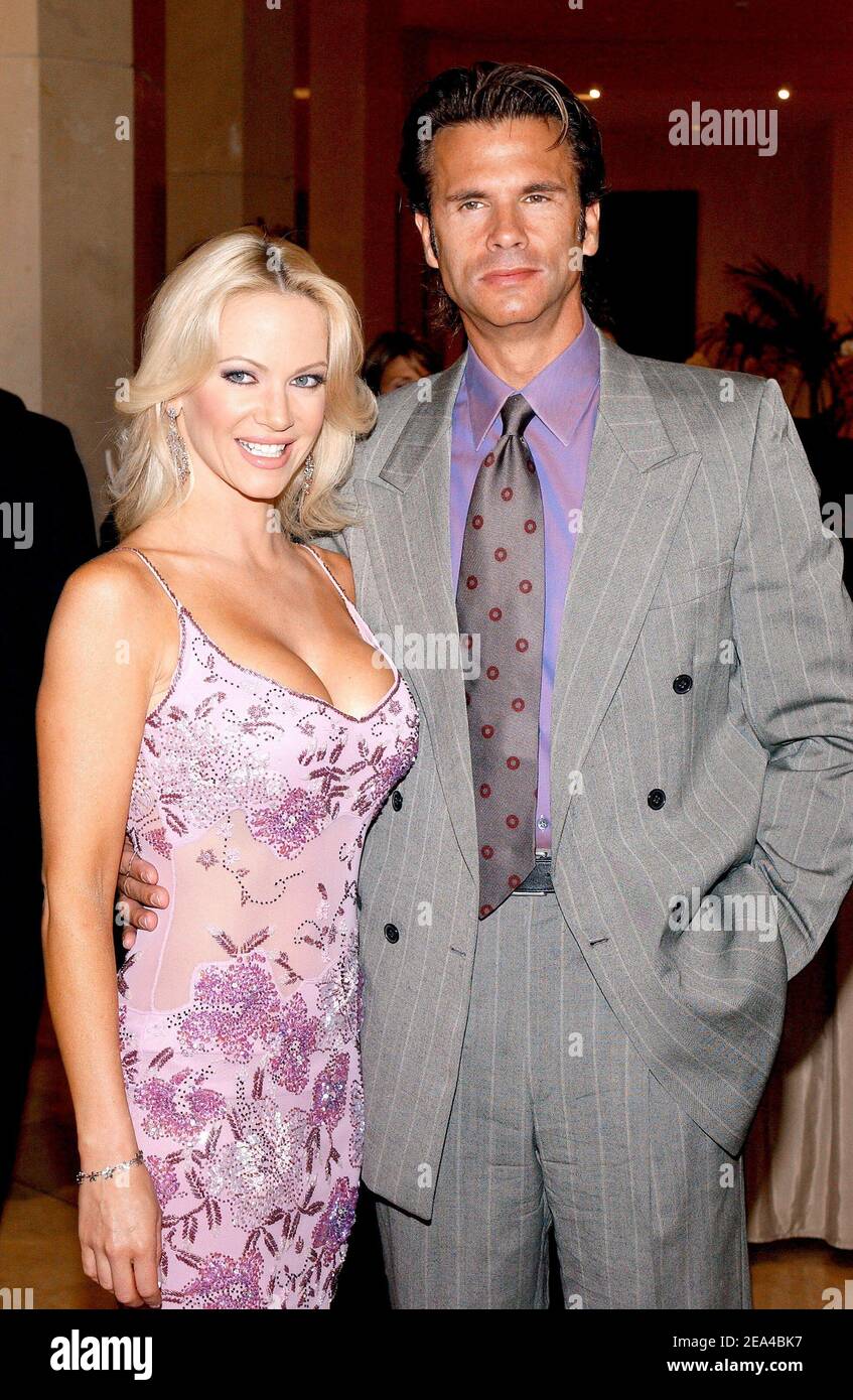 Lorenzo lamas et barbara ann moore Banque de photographies et d’images ...