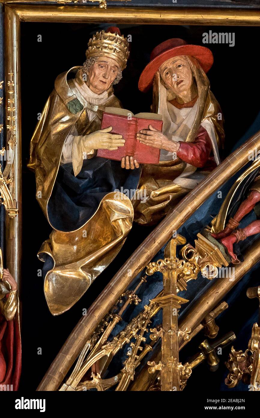 Un fragment des retables de Veit Stoss à la basilique Sainte-Marie à ...